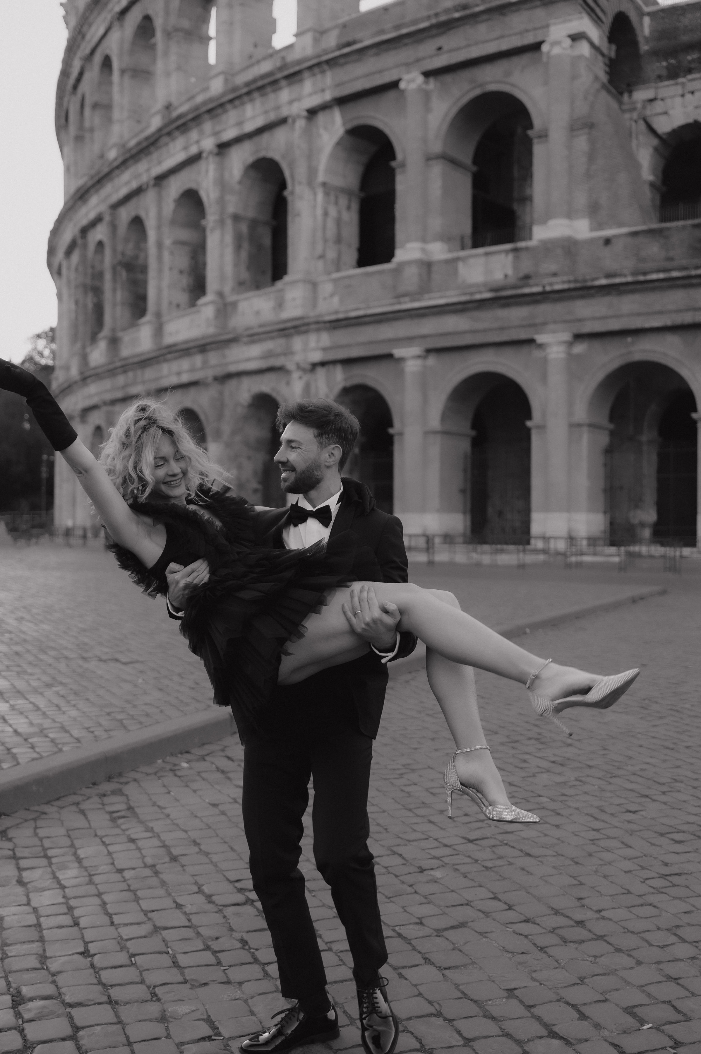 Romantic Rome Couples Photoshoot